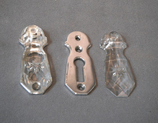 Keyholes, Keyhole Covers & Escutcheon