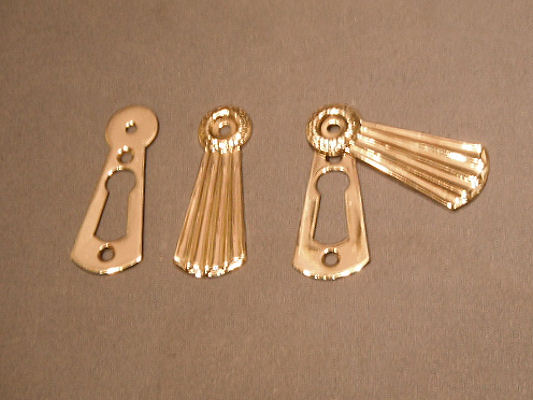 Keyholes, Keyhole Covers & Escutcheon